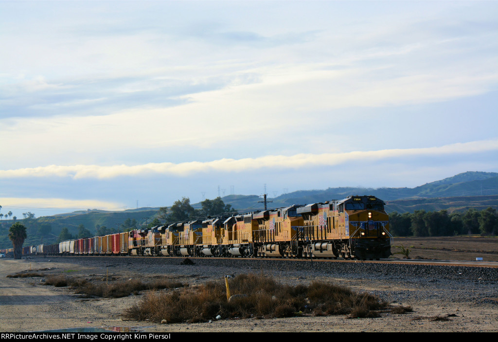 UP 7964 "GE 5,000th Evolution Series Locomotive" + 7 Others